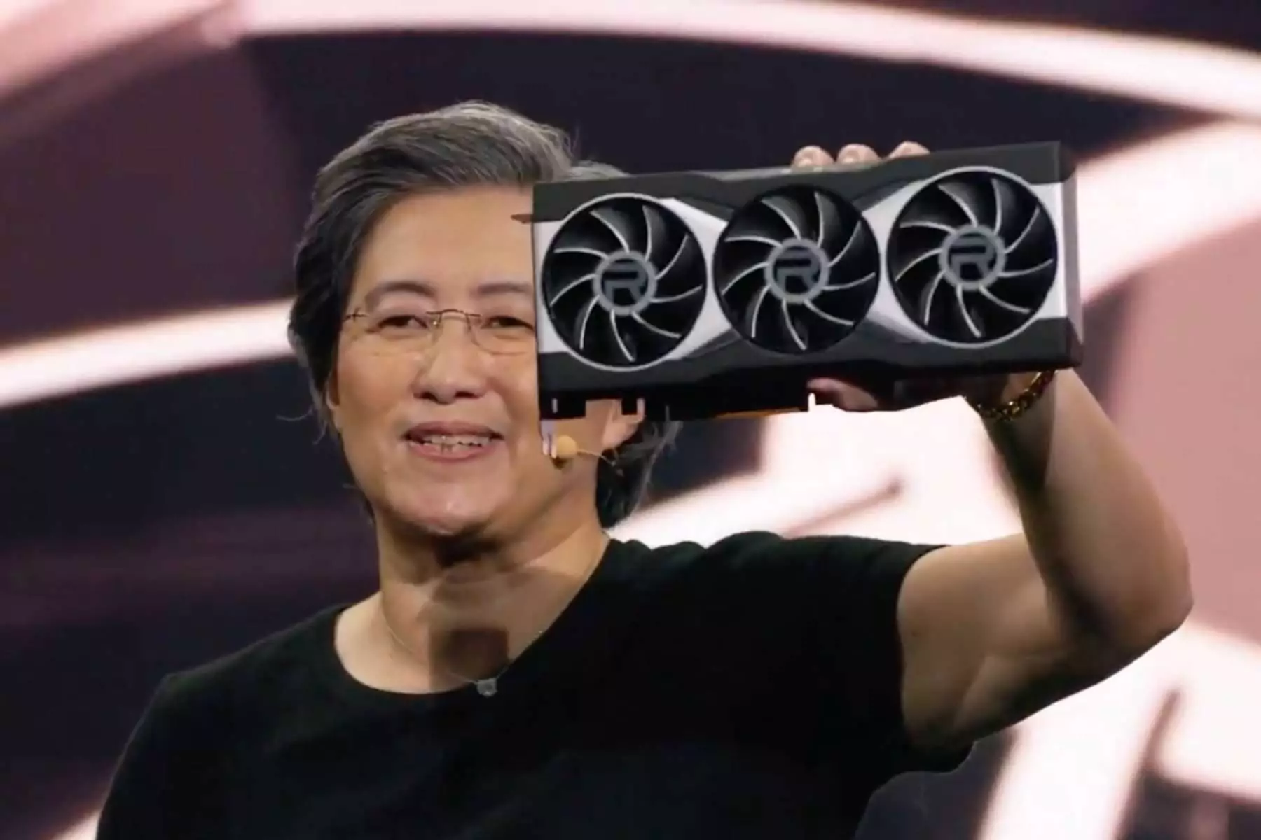 AMD iliyotolewa Radeon RX 6800 XT na RX 6900 XT Video za Video 35189_1