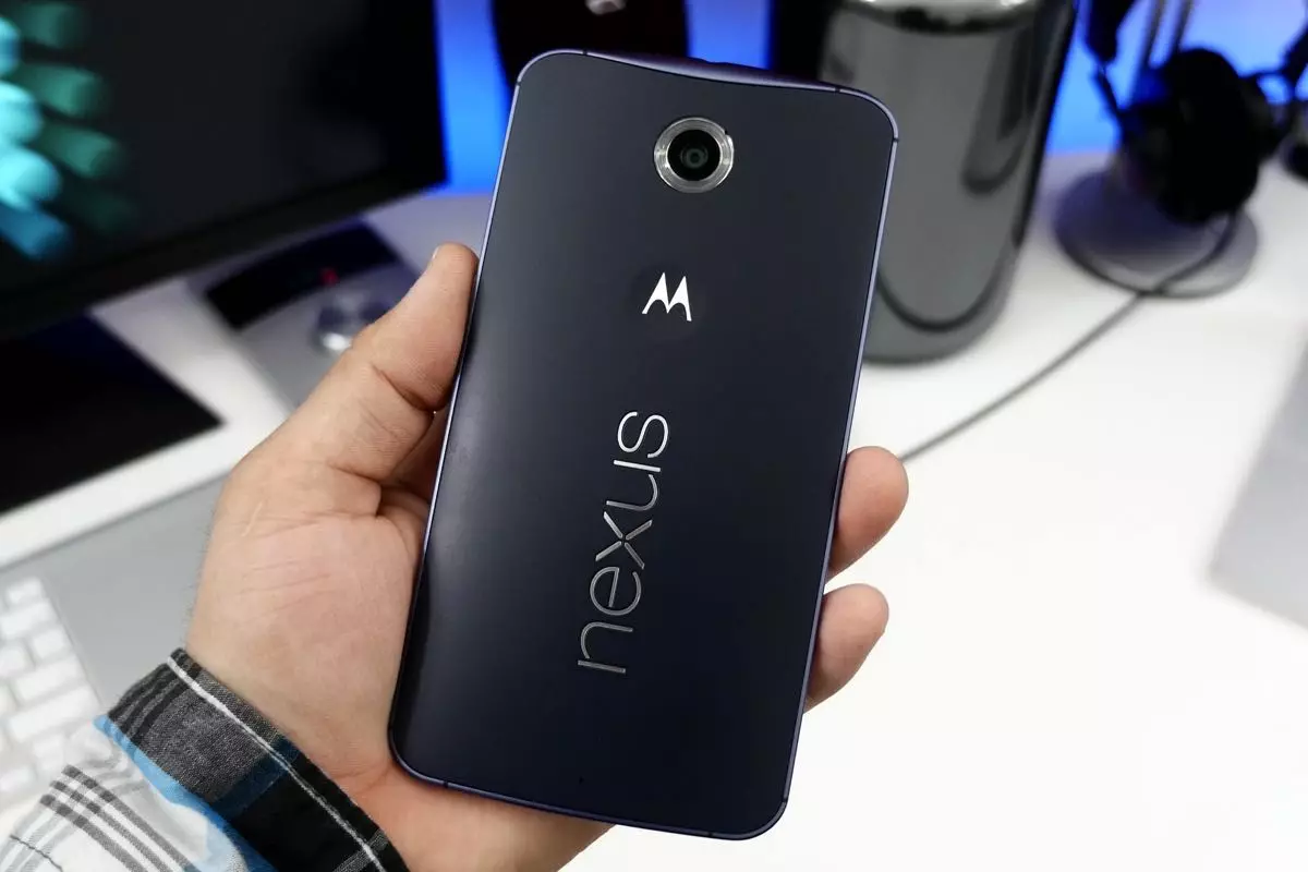 Ny rafitra fandidiana Android 7.1.1 Nugat dia misy ho an'ny Motorola Nexus 6