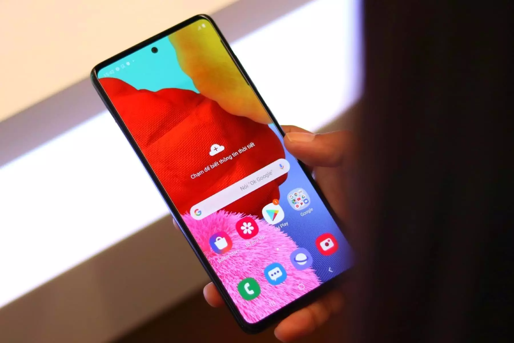 Top 5 Smartphone Jualan Terbaik dan Jenama Paling Popular di Rusia 35573_1