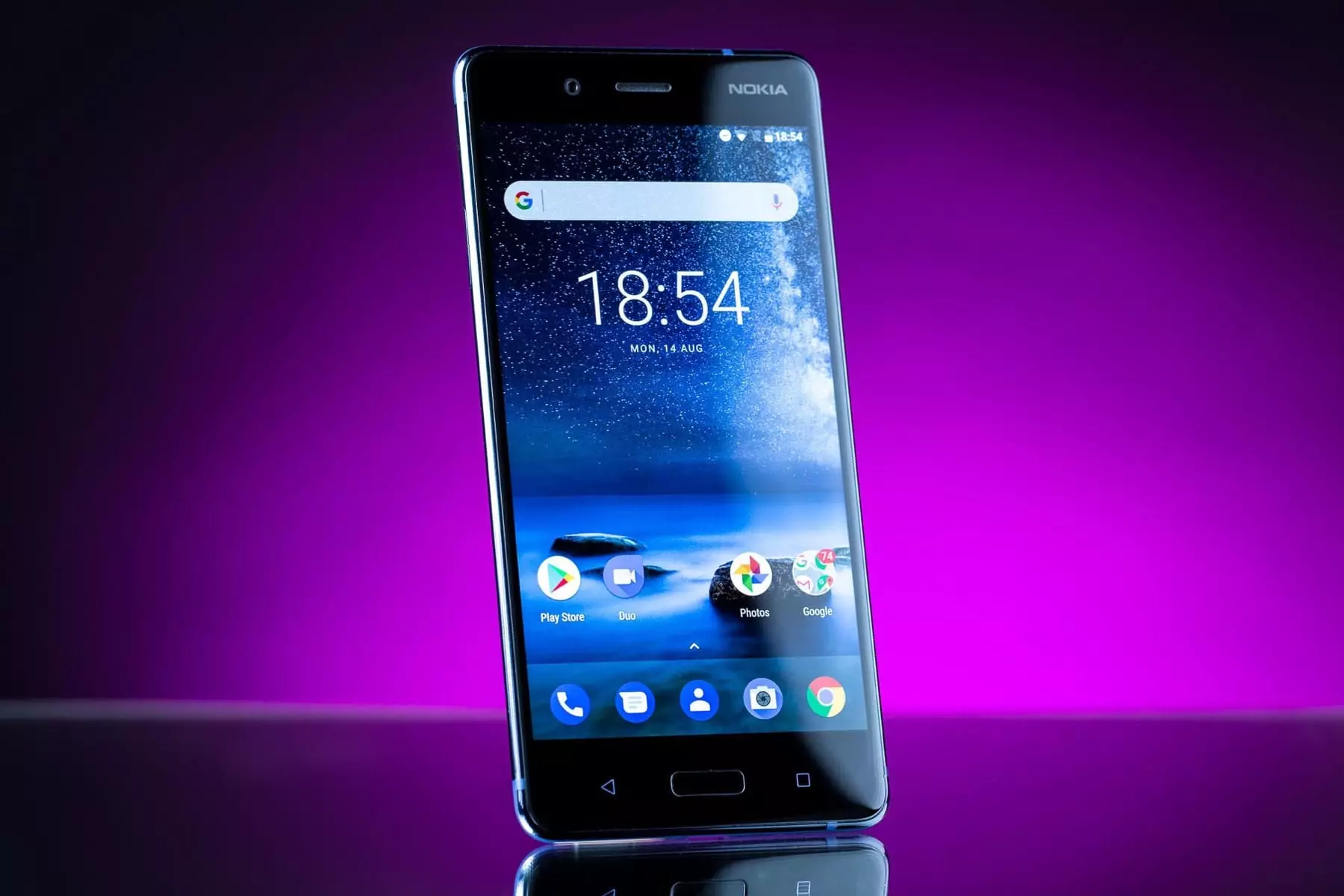 Nokia 8 ti wa ni ifowosi ni Russia paapaa din owo ju ni Yuroopu 3565_1