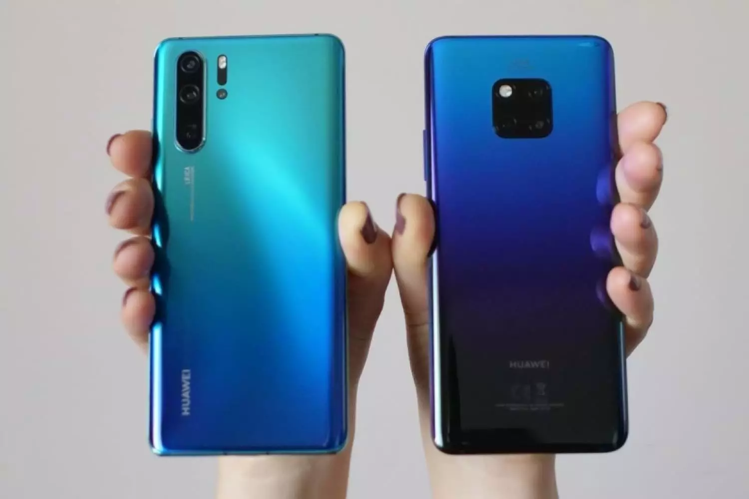 I-Huawei izokhokha imali kubo bonke abanikazi bama-Smartphones ngenxa yephutha 36090_2