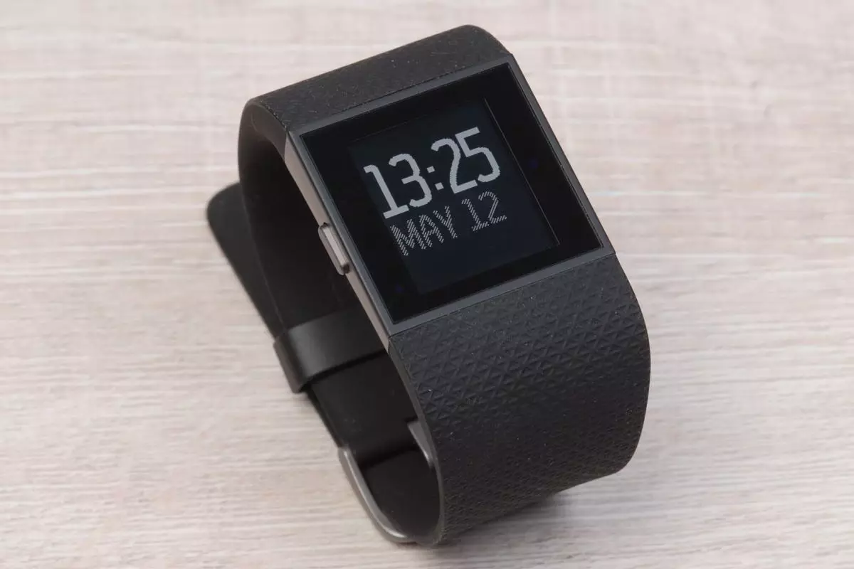 Đồng hồ đeo tay Fitbit Đồng hồ 2