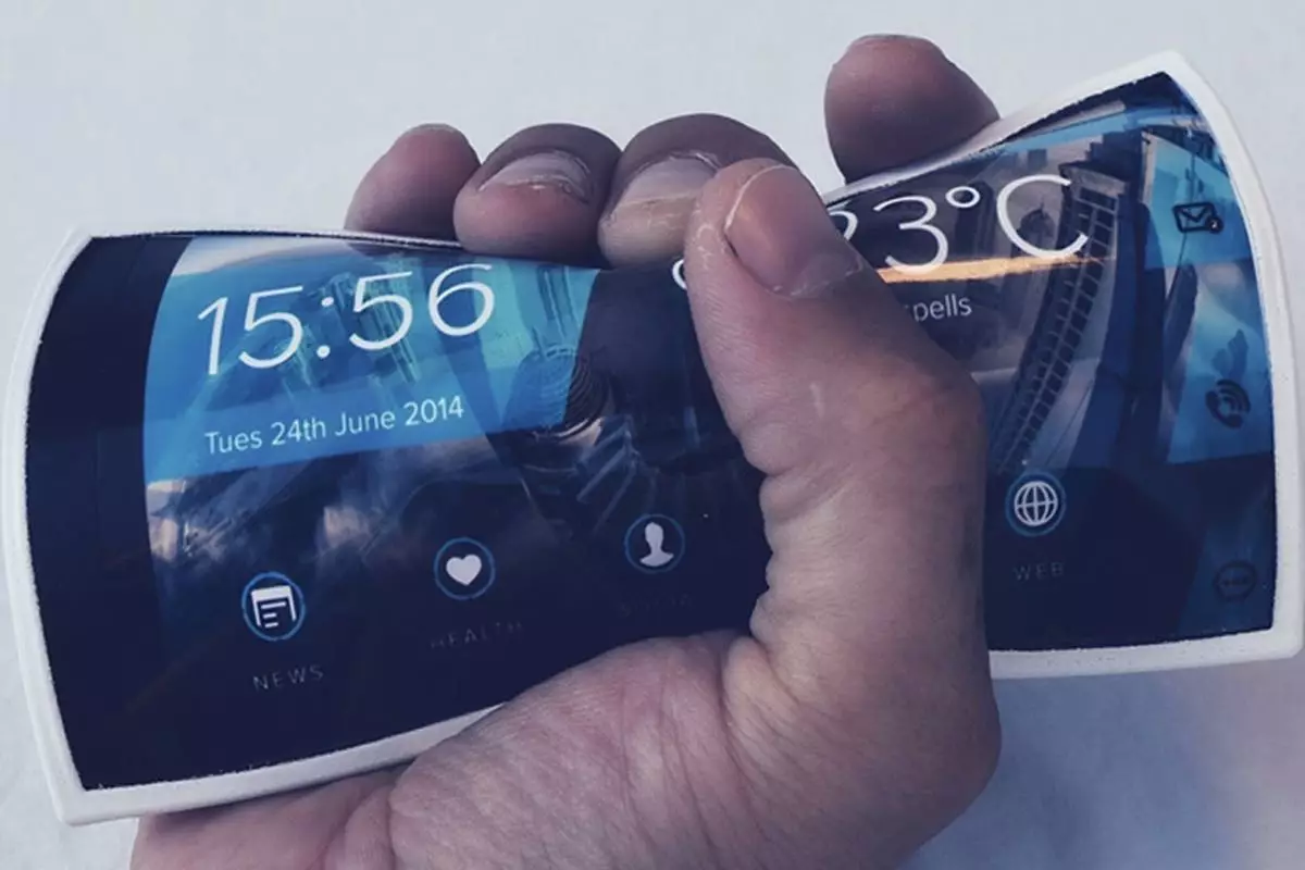 Smartphone Royole Flexphone is able to turn around the wrist and turn into a smart watch