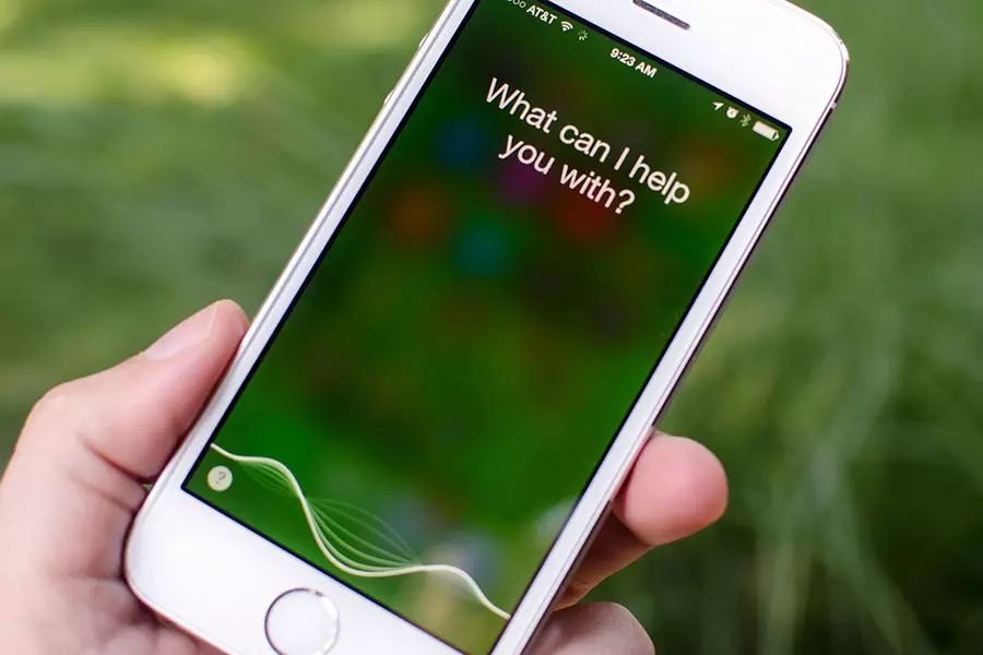 Siri se stem assistent van mening gays beter as almal