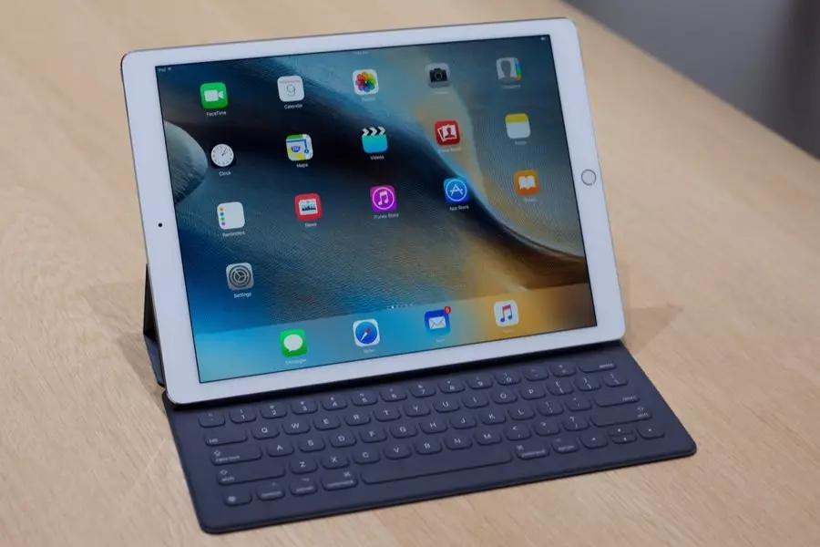 Logitech анансавала ўласную клавіятуру для iPad Pro