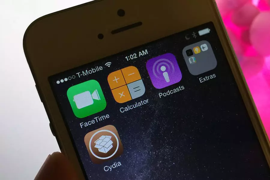 Huduma ya Jailbreak kwa iOS 8.2 kutoka Taig itatolewa katika nusu ya kwanza ya Aprili