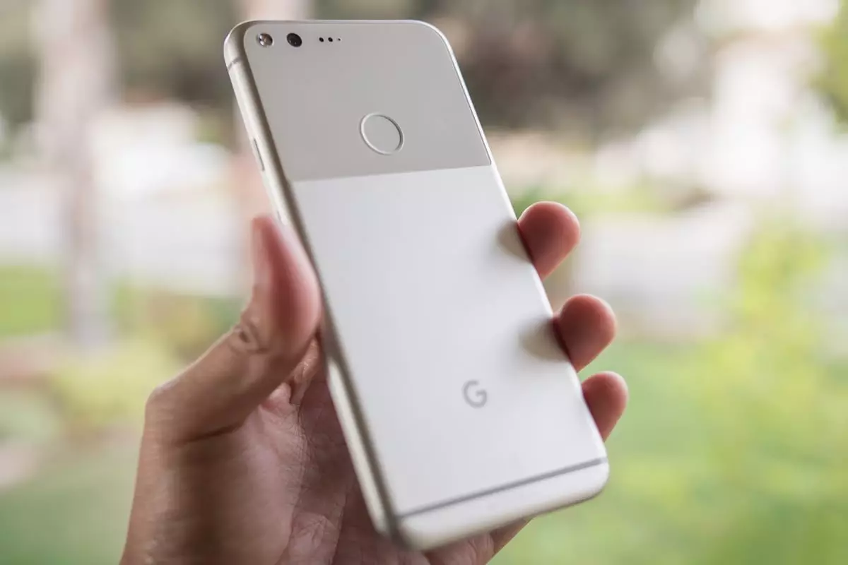 Mutengo weGoogle Pixel muRussia yakadonha pazasi pechiratidzo chepfungwa