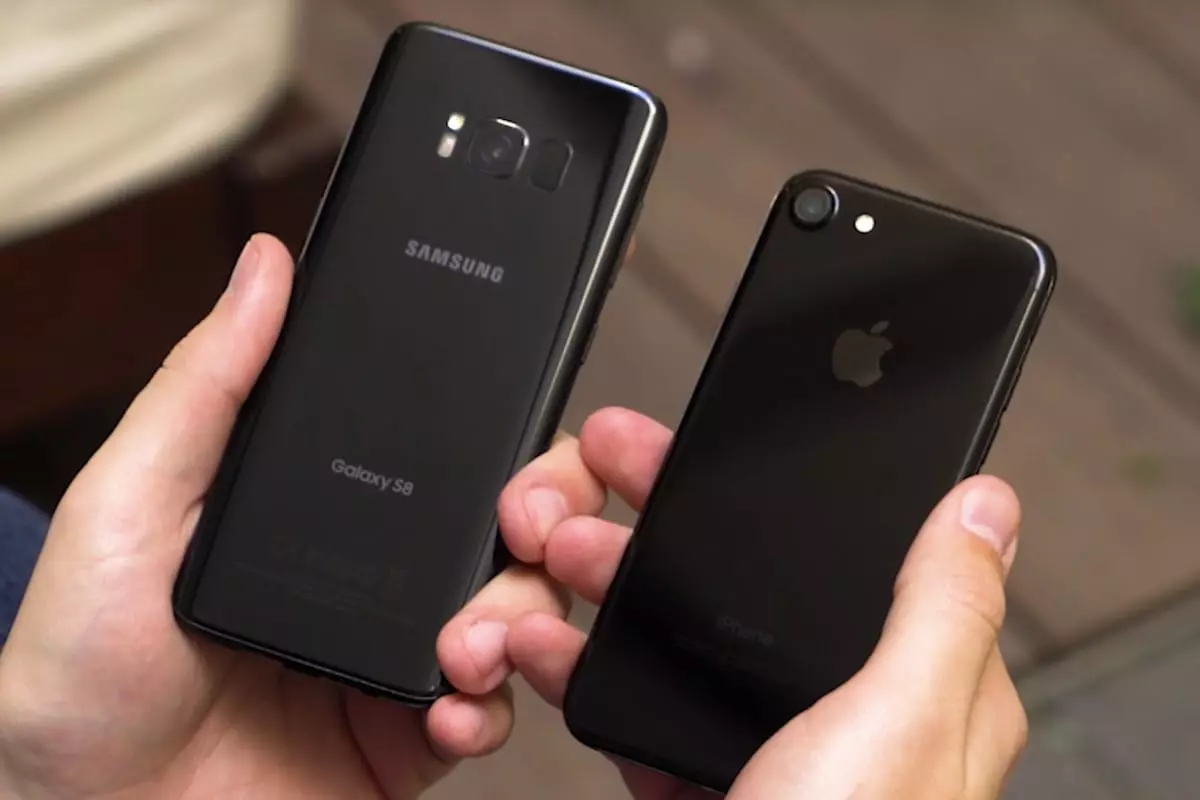 Vergleich von Samsung Galaxy S8 mit iPhone 7 Plus, LG G6 und Google Pixel XL