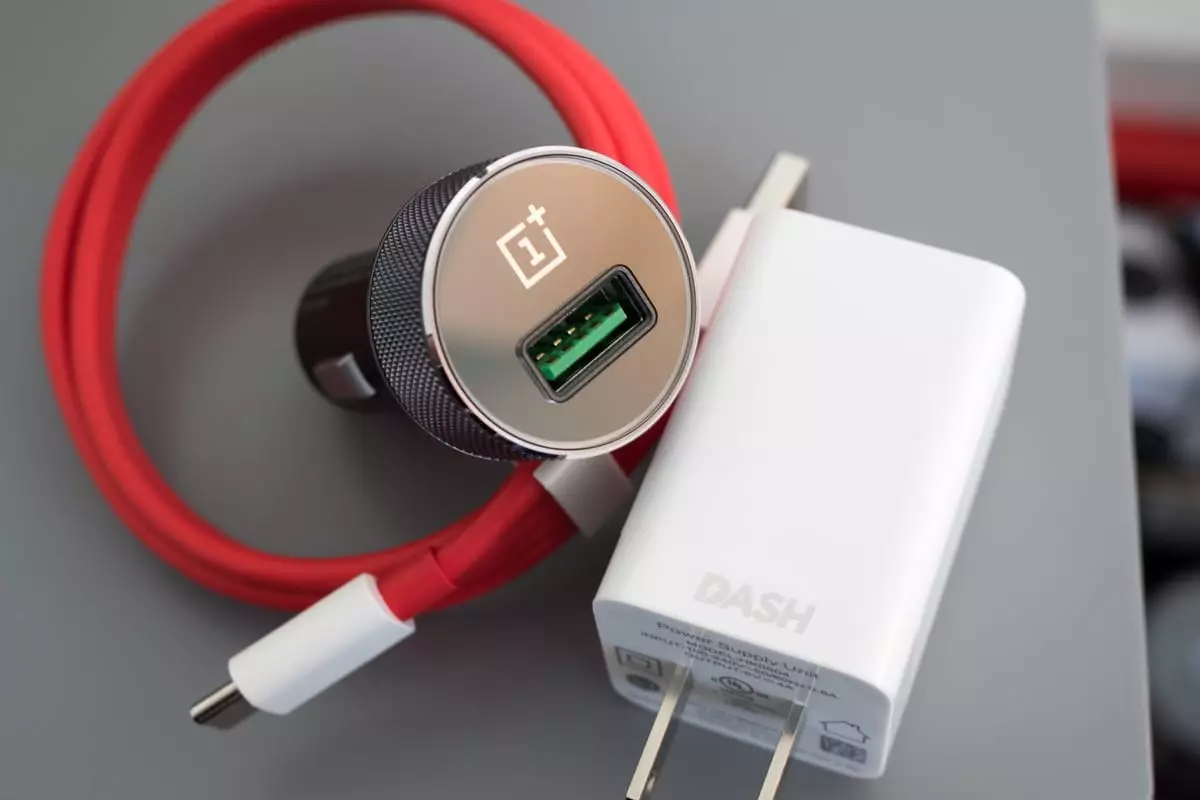 OnePlus anunciou un novo produto con soporte para carga rápida de carga de carga