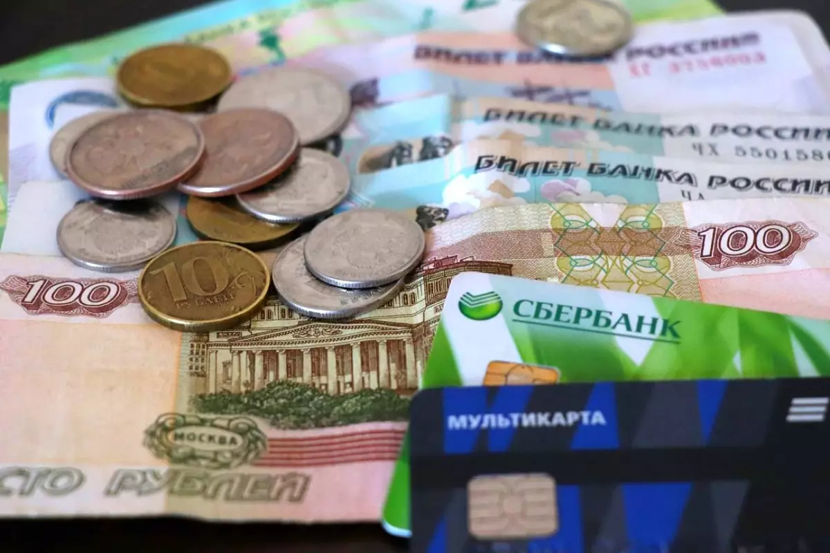 Sberbank secara besar-besaran menghalangi seluruh kartu bank tanpa pengecualian 38387_2