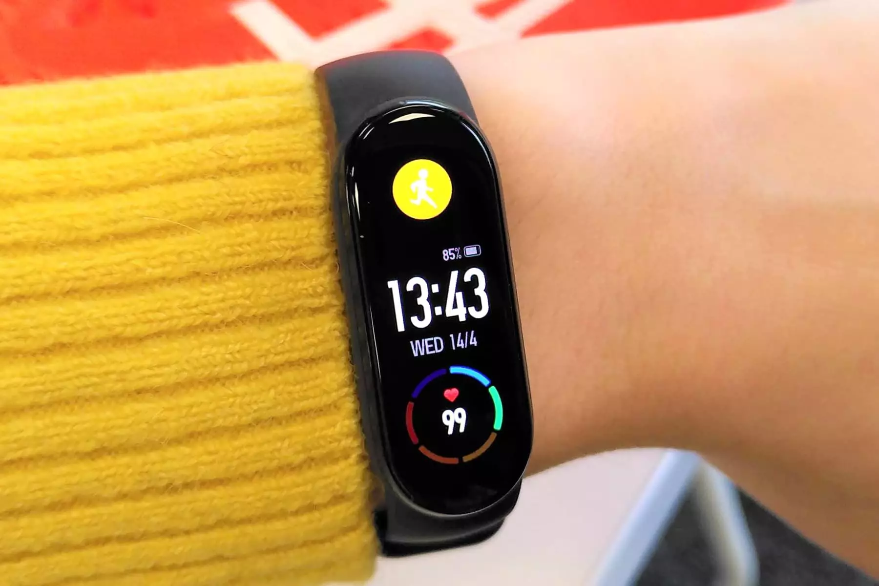 A Xiaomi Mi Band 6 egy fillért sem értékesít. Sürgősen meg kell adnunk 38557_1