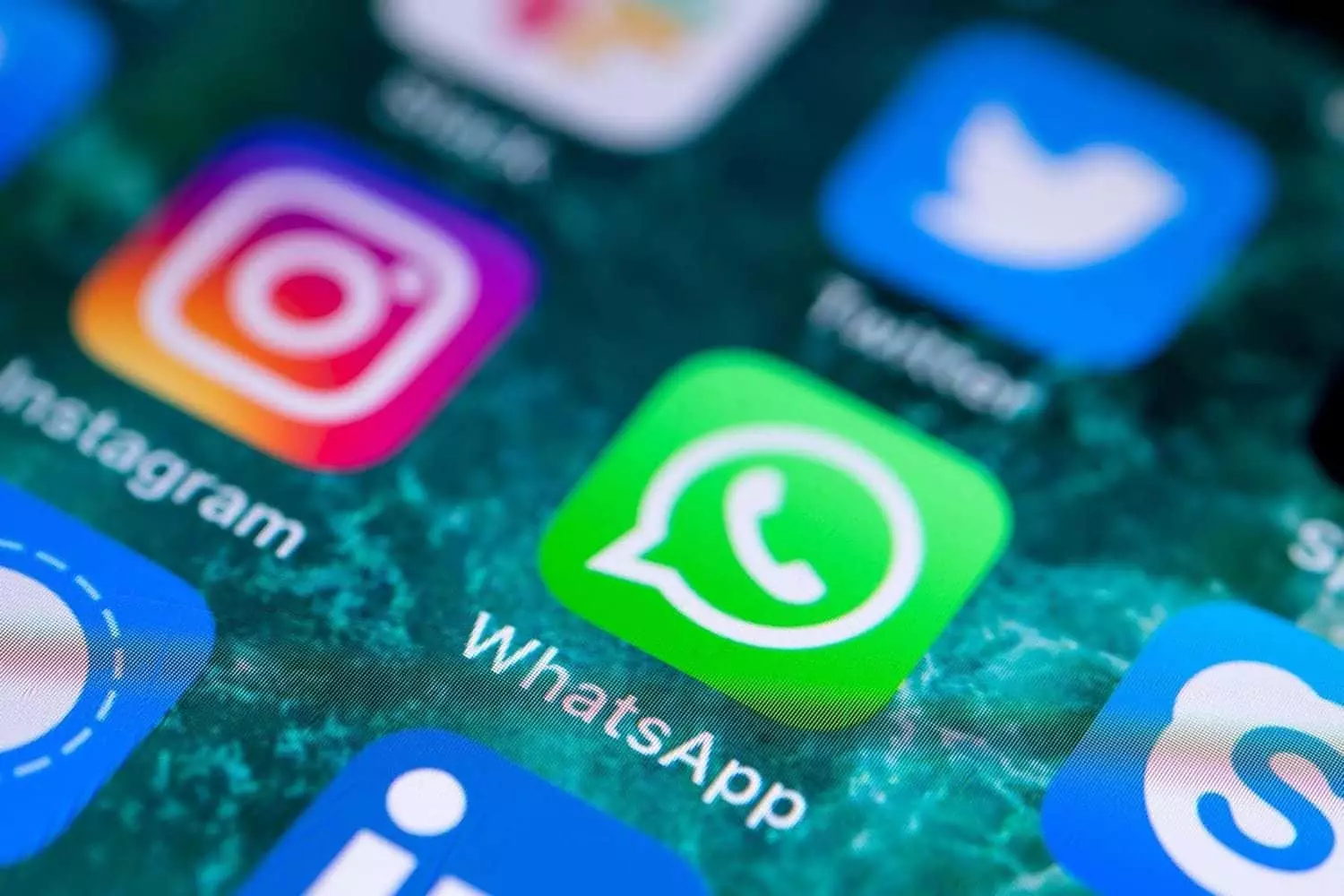 WhatsApp-en erroreak beste norbaiten korrespondentzia erraz irakurtzeko aukera ematen du 38710_2