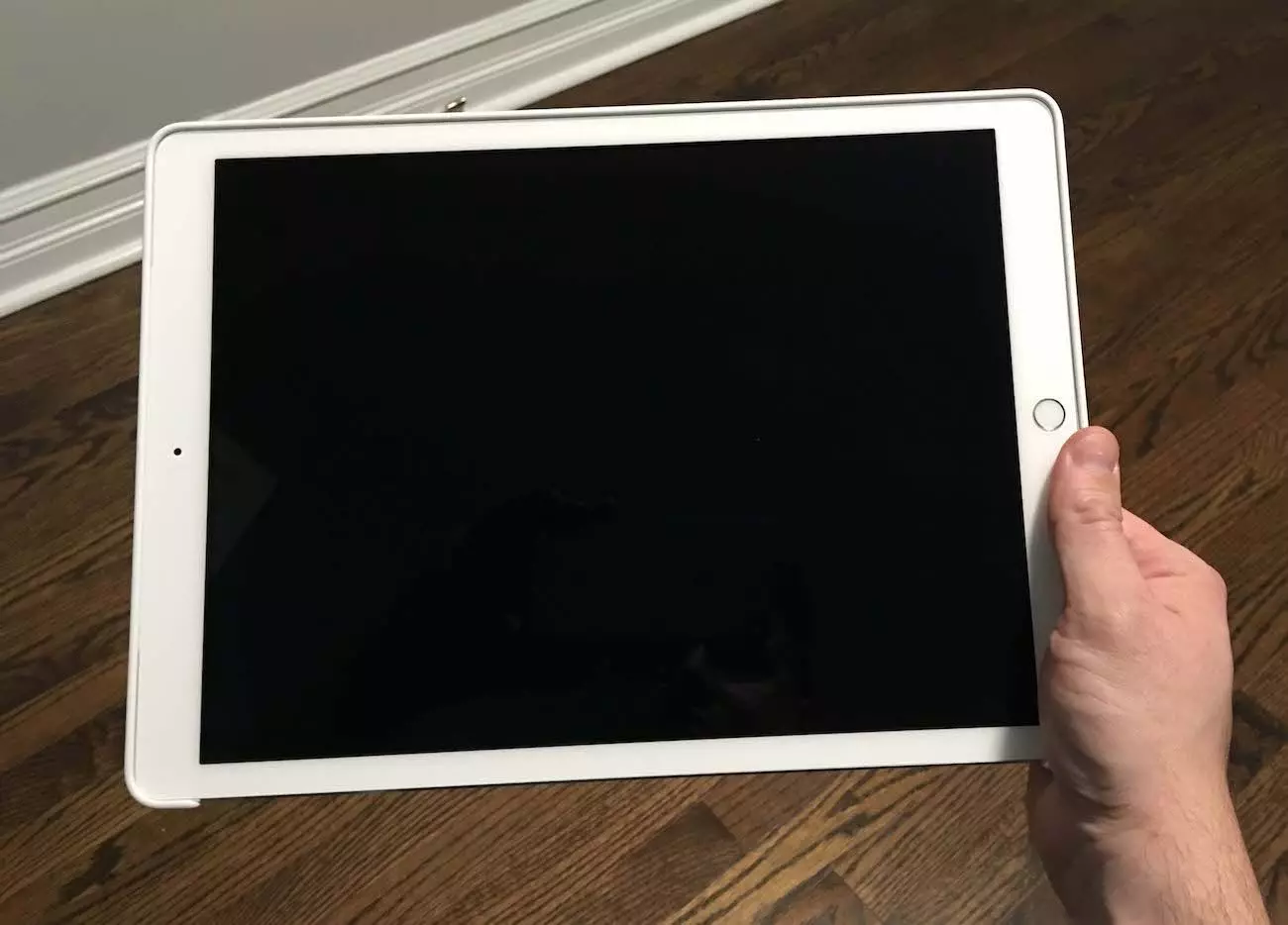 Яңа iPad Pro урнаштырылган сенсорлы таныклык белән өйгә кагылышлы төймә алачак