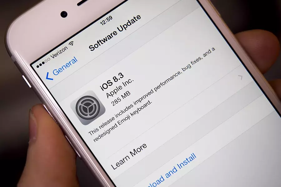 iOS 8.3에 대한 탈옥은 진행중입니다