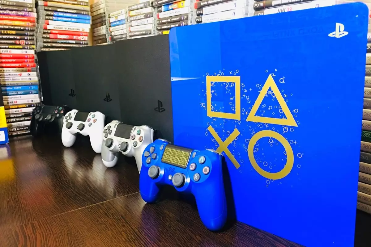 索尼打前缀的PlayStation 4的价格令人难以置信的低水平