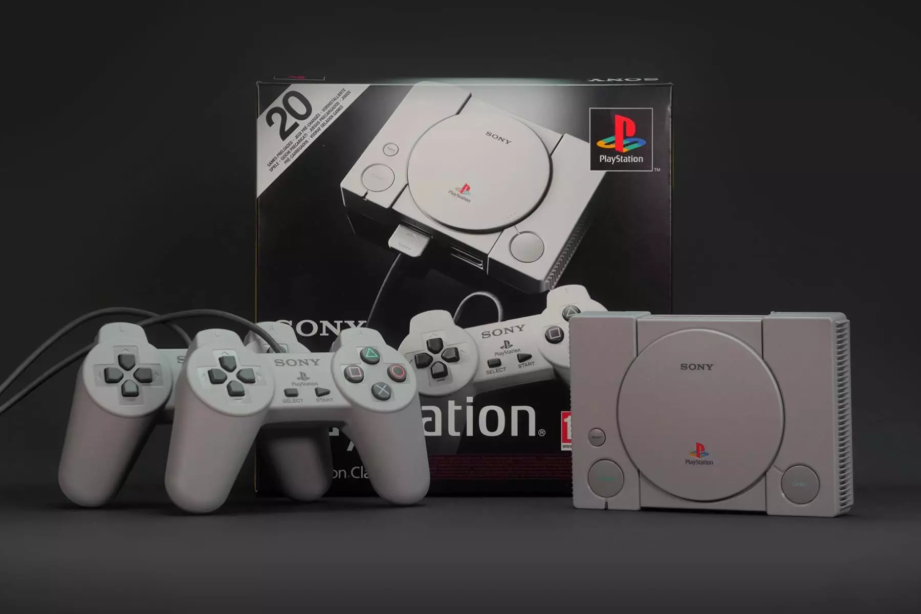 Sony bragte prisen på de nyeste PlayStation tre gange til 2.999 rubler 39146_2