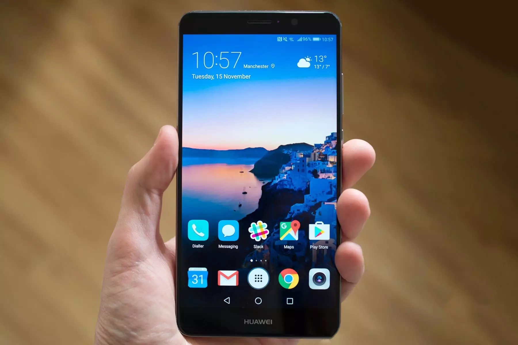 Huawei Mate de 10 - el primer telèfon intel·ligent el món amb una revolucionària tecnologia tàctil 4D