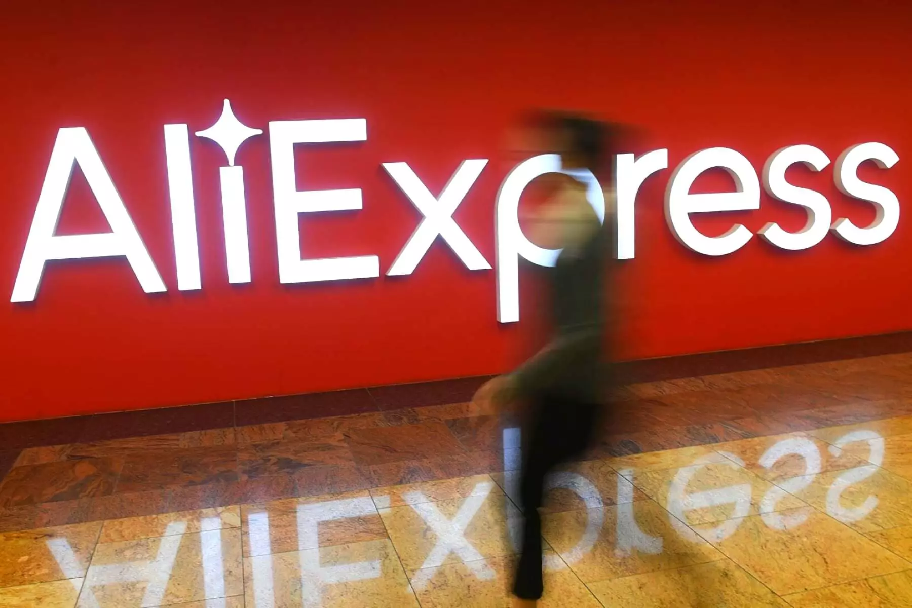 Aliexpress सबै खरीददारहरु मा सामान वितरण को लागी नियमहरु परिवर्तन भएको छ