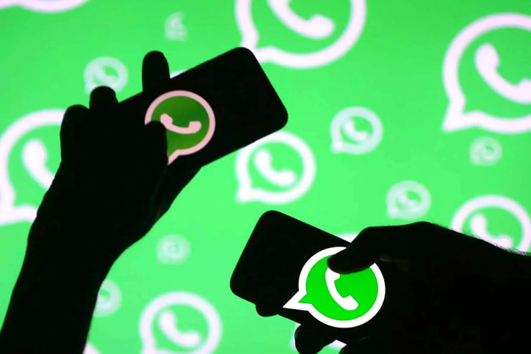 تمام WhatsApp کے صارفین کے مطابقت انٹرنیٹ پر پوسٹ کیا گیا ہے