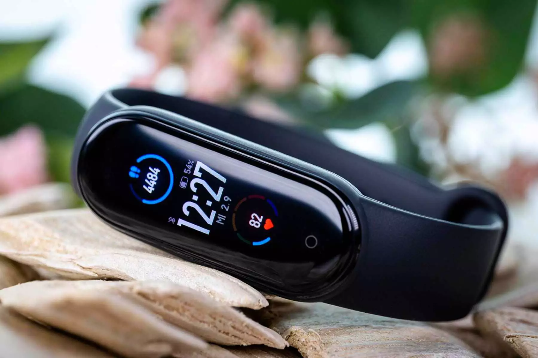 Xiaomi mi band 6 rau lub hom phiaj ntawm xws li yuav tsum tau yuav tag nrho