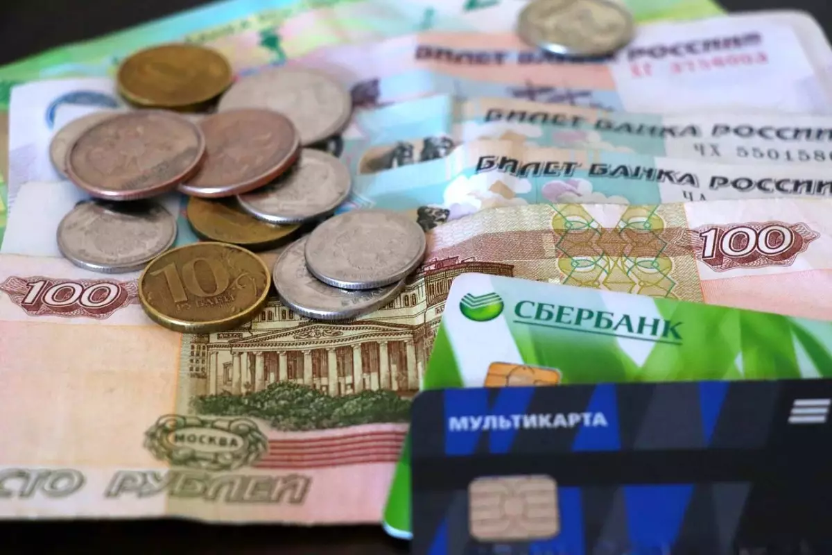 Sberbank verbannt Cash vu Bankkaarten wéinst dem neie Gesetz