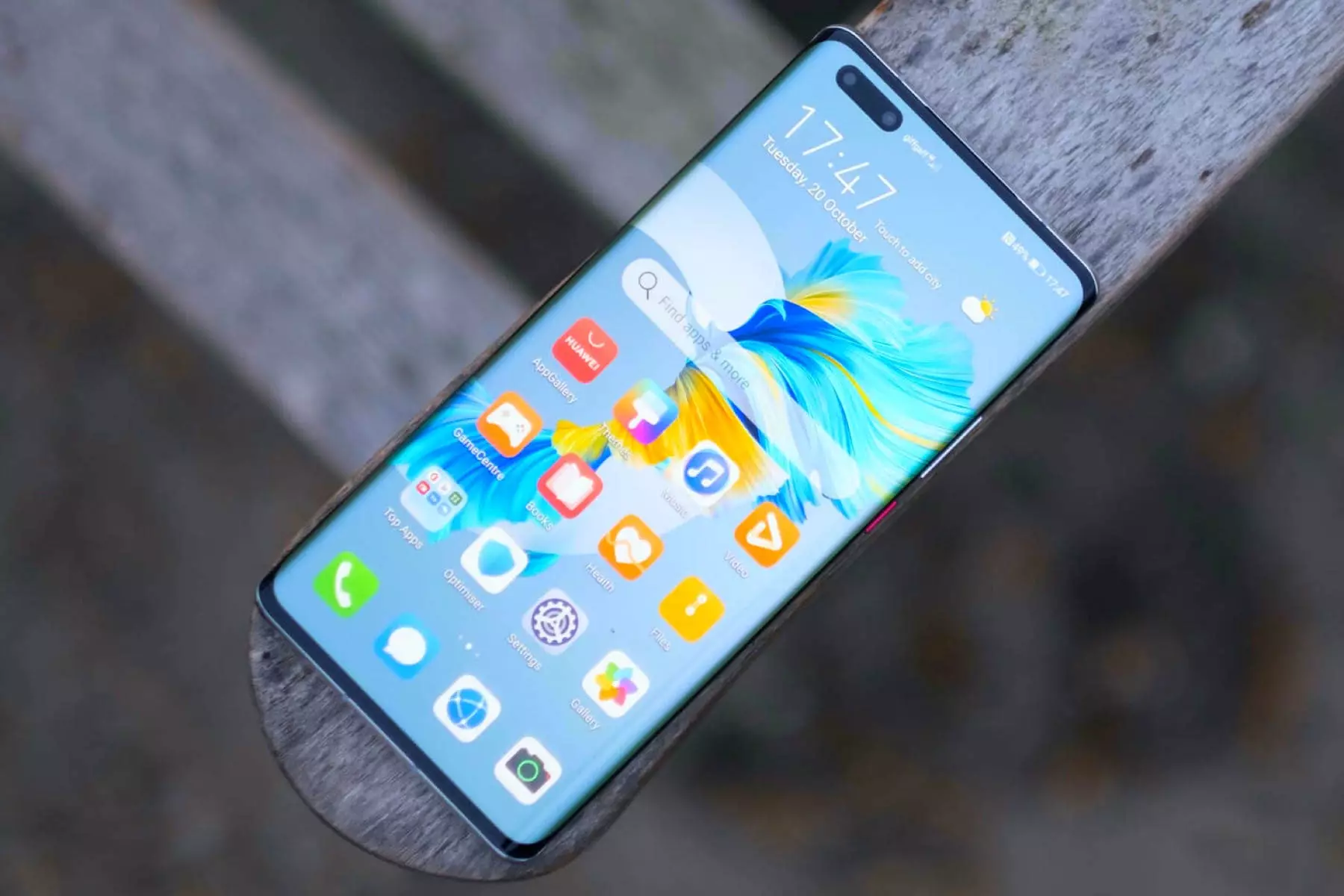 Huawei made money pay all owners of smartphones