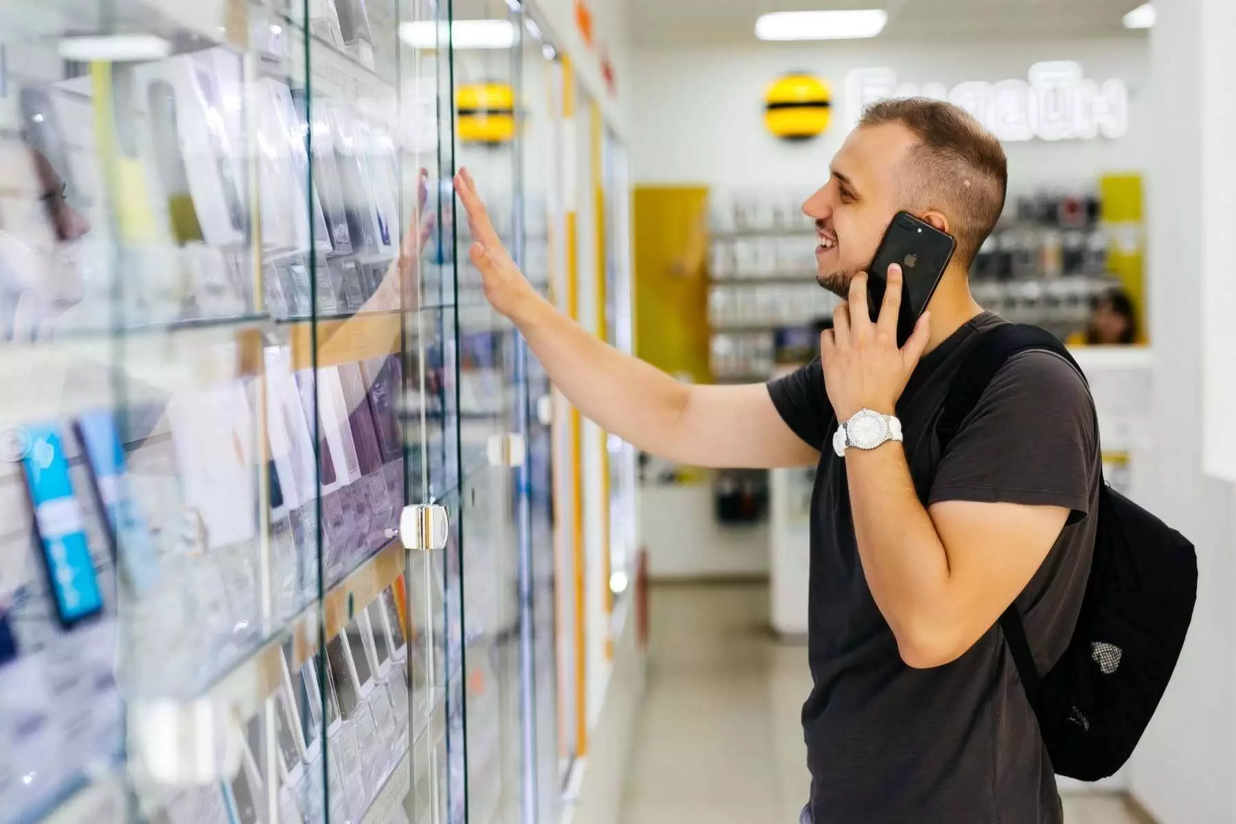 Beeline ląstelių operatorius pradėjo pasaulinį pigiausią tarifų planą labai maža kaina.