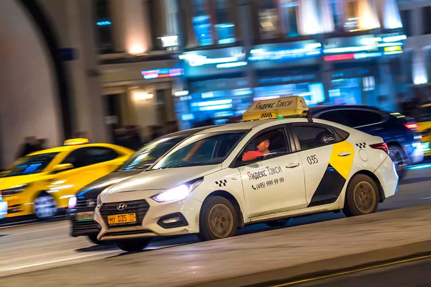 Ri "Yandex.Taxi" kan være for 1 rubel, og her er hvordan du gjør det