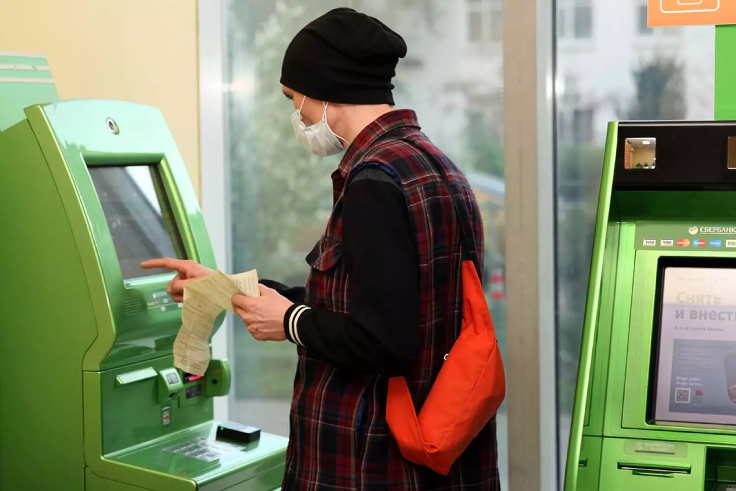 Sberbank je odgodio povlačenje gotovine s bankovnih kartica