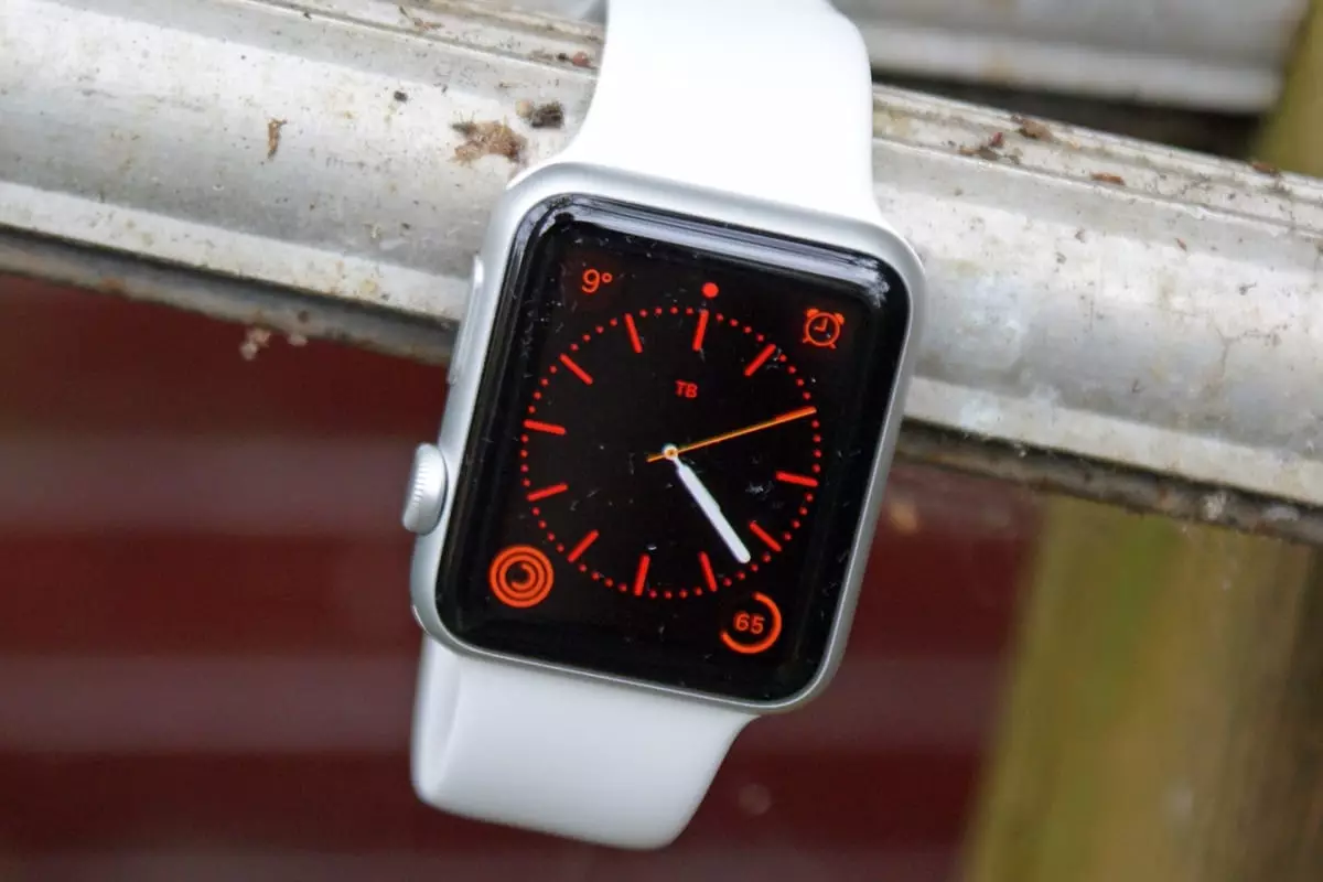 Rojên Smart Watch Apple Watch Hemî nifş têne hesibandin