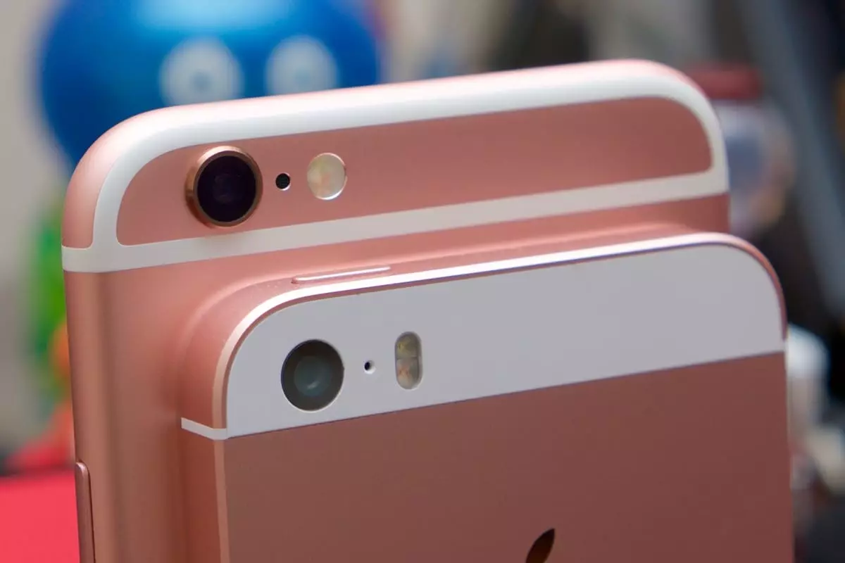 Cheltuieli: Apple "Rins" proprietari de iPhone 5S, iPhone 6 și iPhone 6s