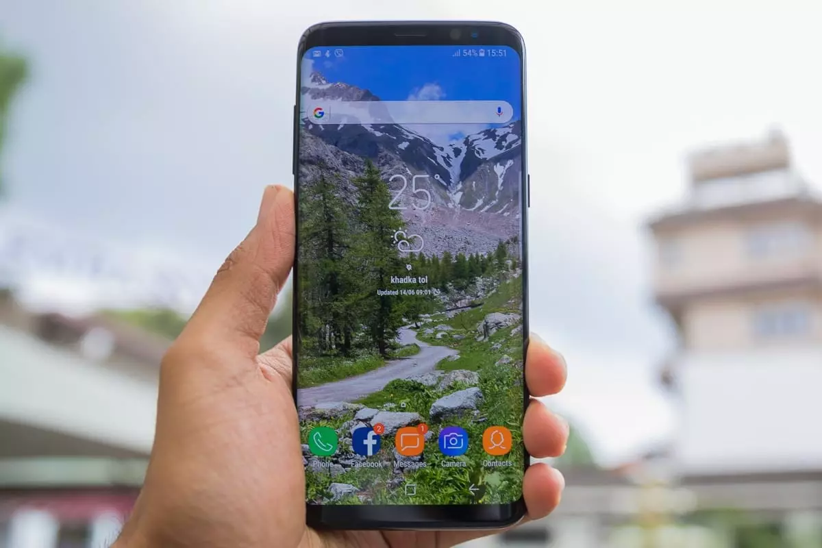 De heule wierheid oer it flaggeskip Smartphone Samsung Galaxy Note 8 wurdt ôfsletten