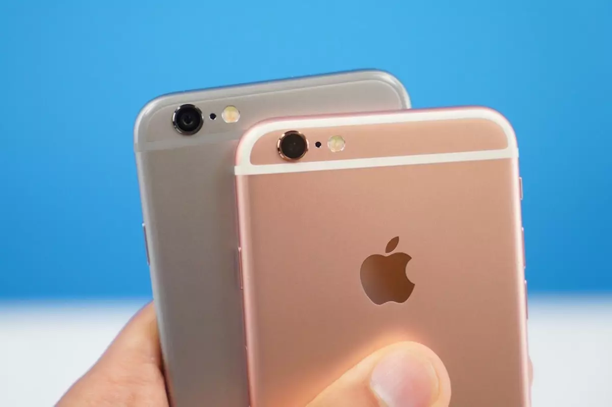 iPhone 6s плюс Раушан алтын шолуы