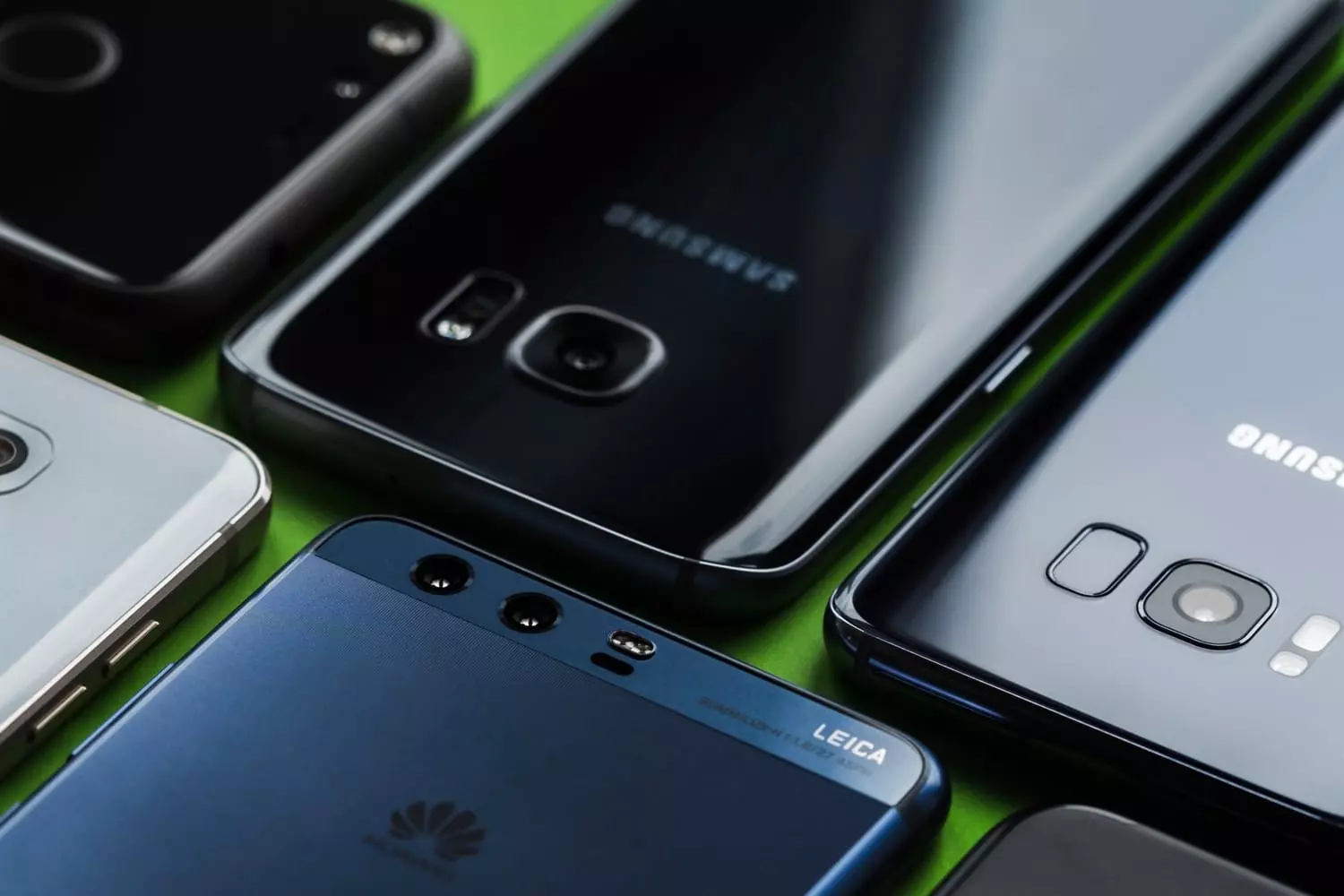 Nomeado cinco vendidos smartphones no mundo que são apreciados em grande demanda