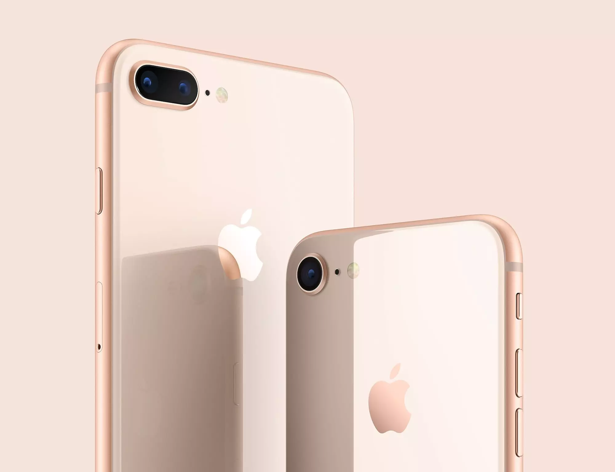 Le détaillant russe a effondré les prix officiels de l'iPhone 8 et de l'iPhone 8 Plus 4351_1