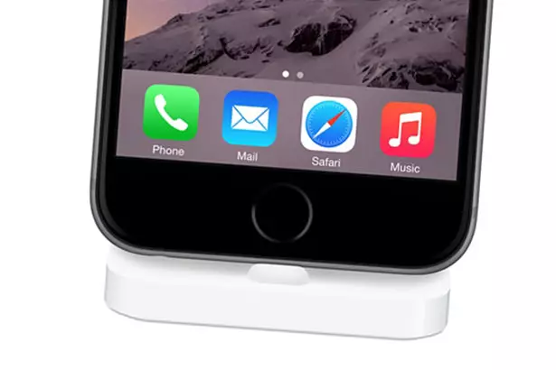 Apple Begjin mei ferkeapjen fan nije bliksem Docking Station foar iPhone en iPod