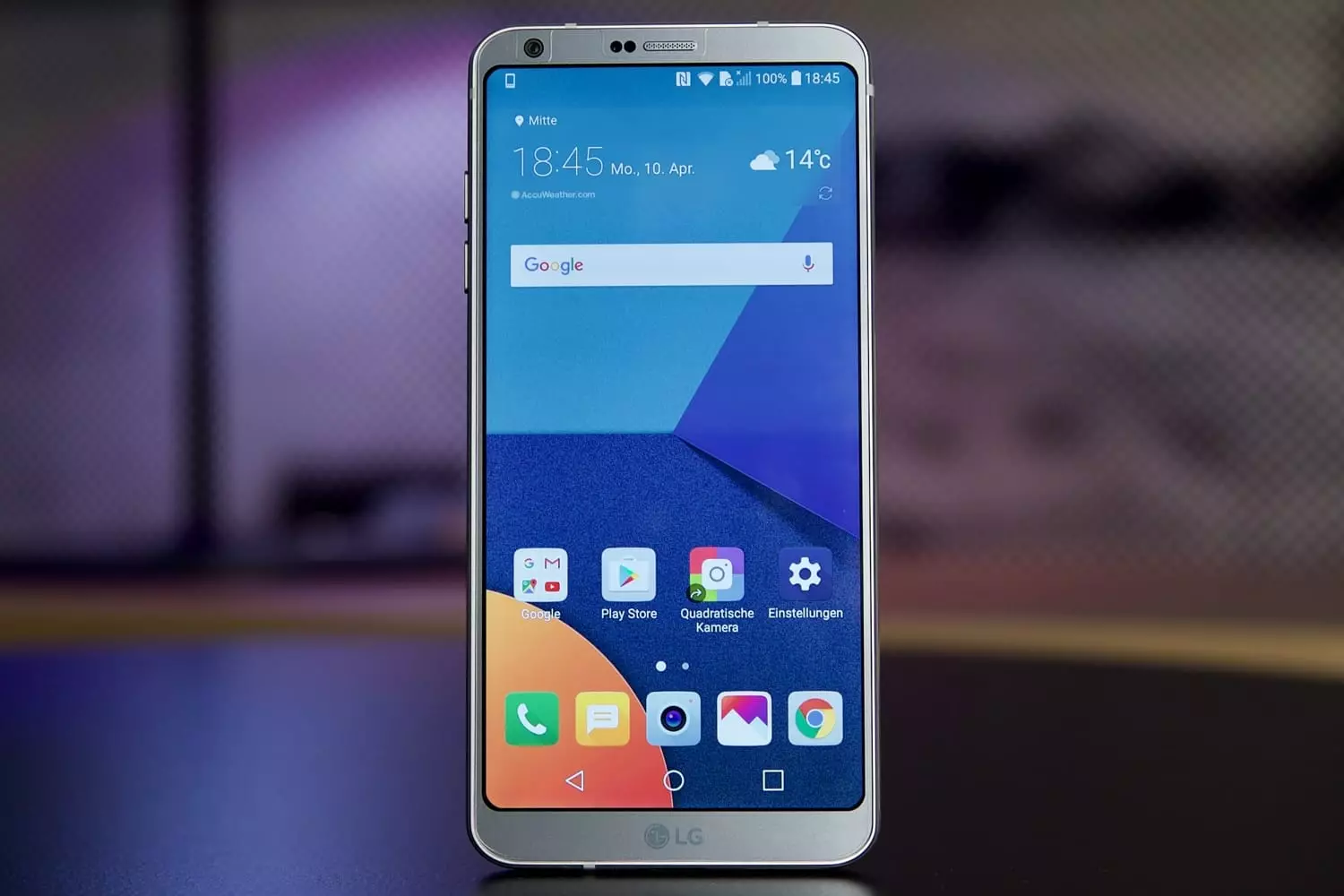 Harga LG G6 di Rusia runtuh hampir dua kali - unggulan untuk setengahnya 4426_1