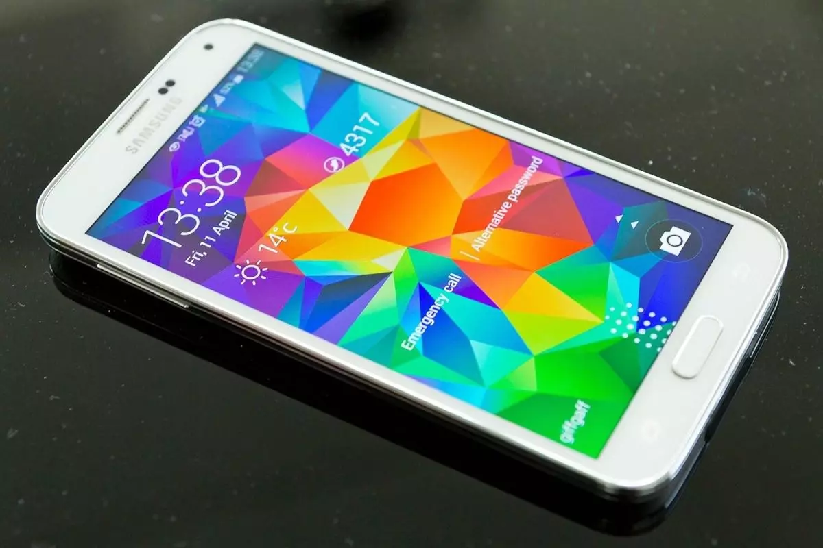 Samsung Galaxy S5 Beuli Bébas 0