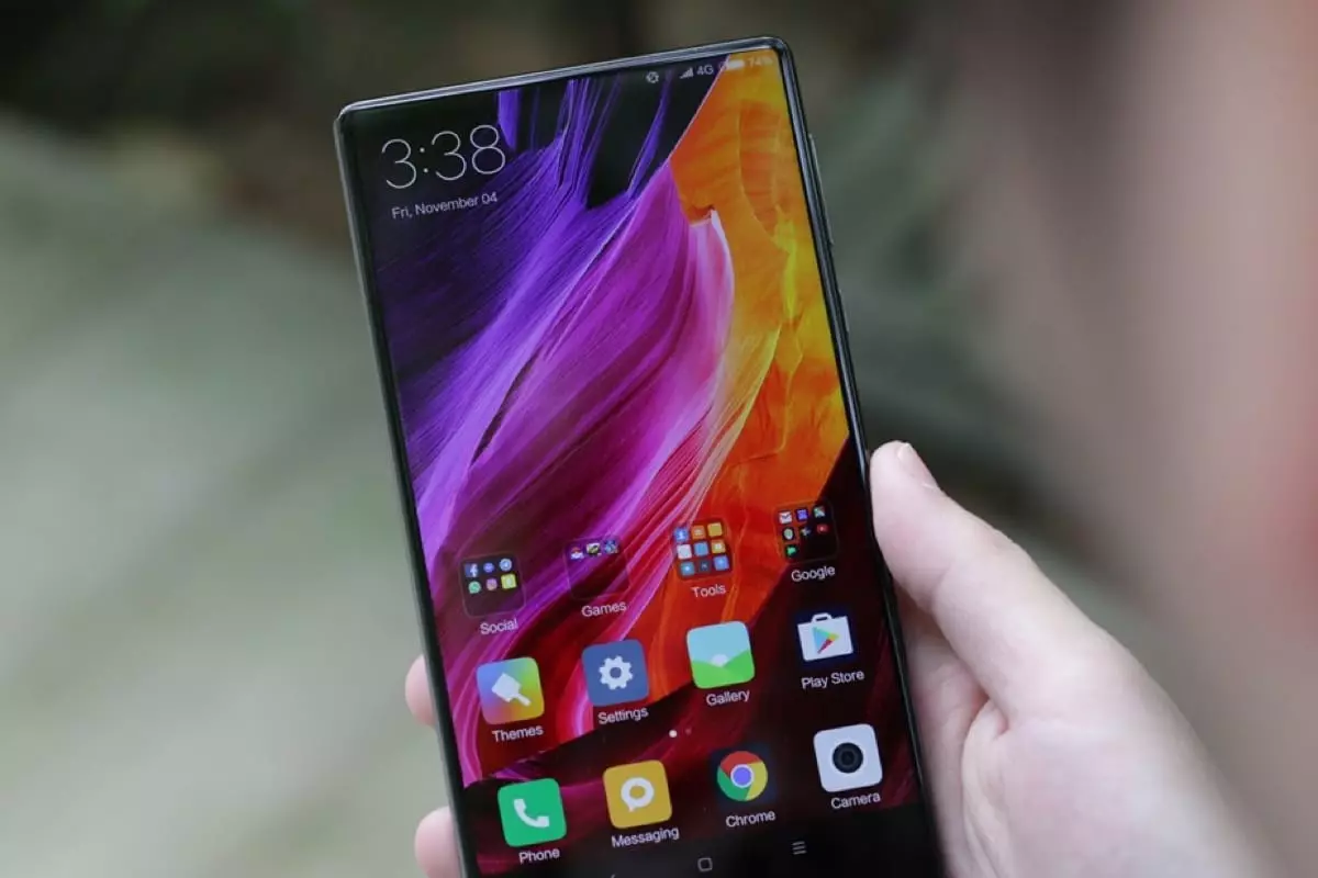 Xiaomi Mi Mix 2 - Android Oreoko munduko berogailuaren pantailan indartsuena da