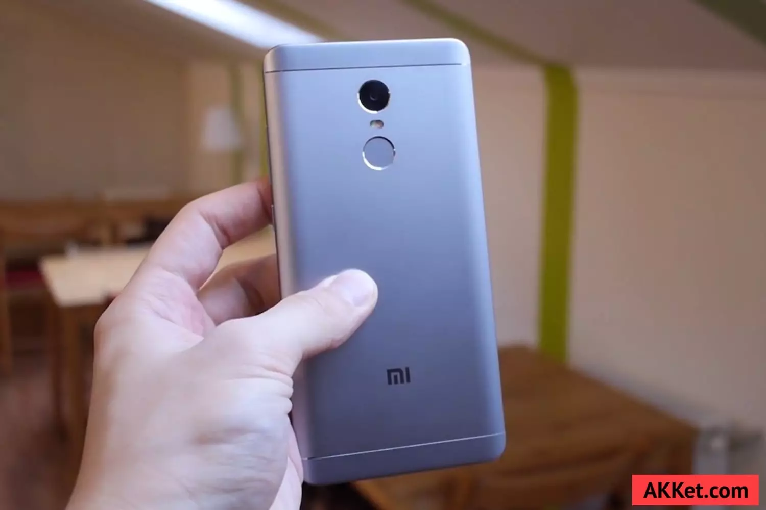 Xiaomi RediMi نوٽ 4X جائزو اڪاٽ 19