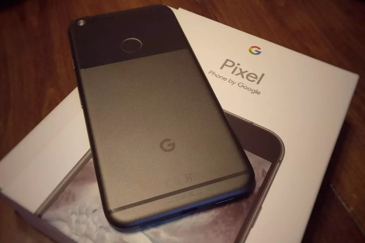 ئالتە نومۇر بىلەن باھالانغان ئەقلىي Google Pixel ۋە Pixel XL نىڭ Maintainability