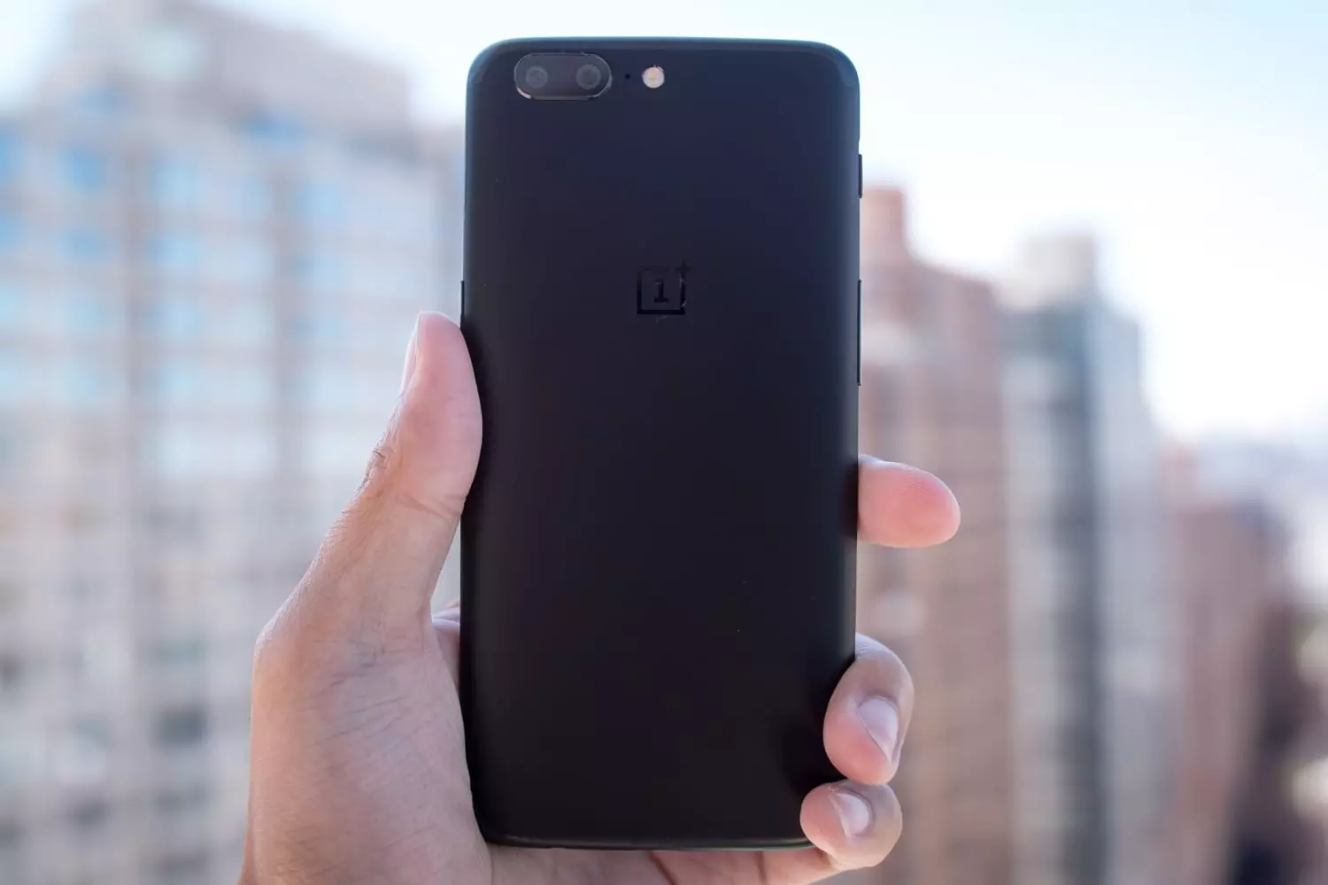 Oneplus 5 predávať v Rusku ešte lacnejšie ako Čína 4640_4