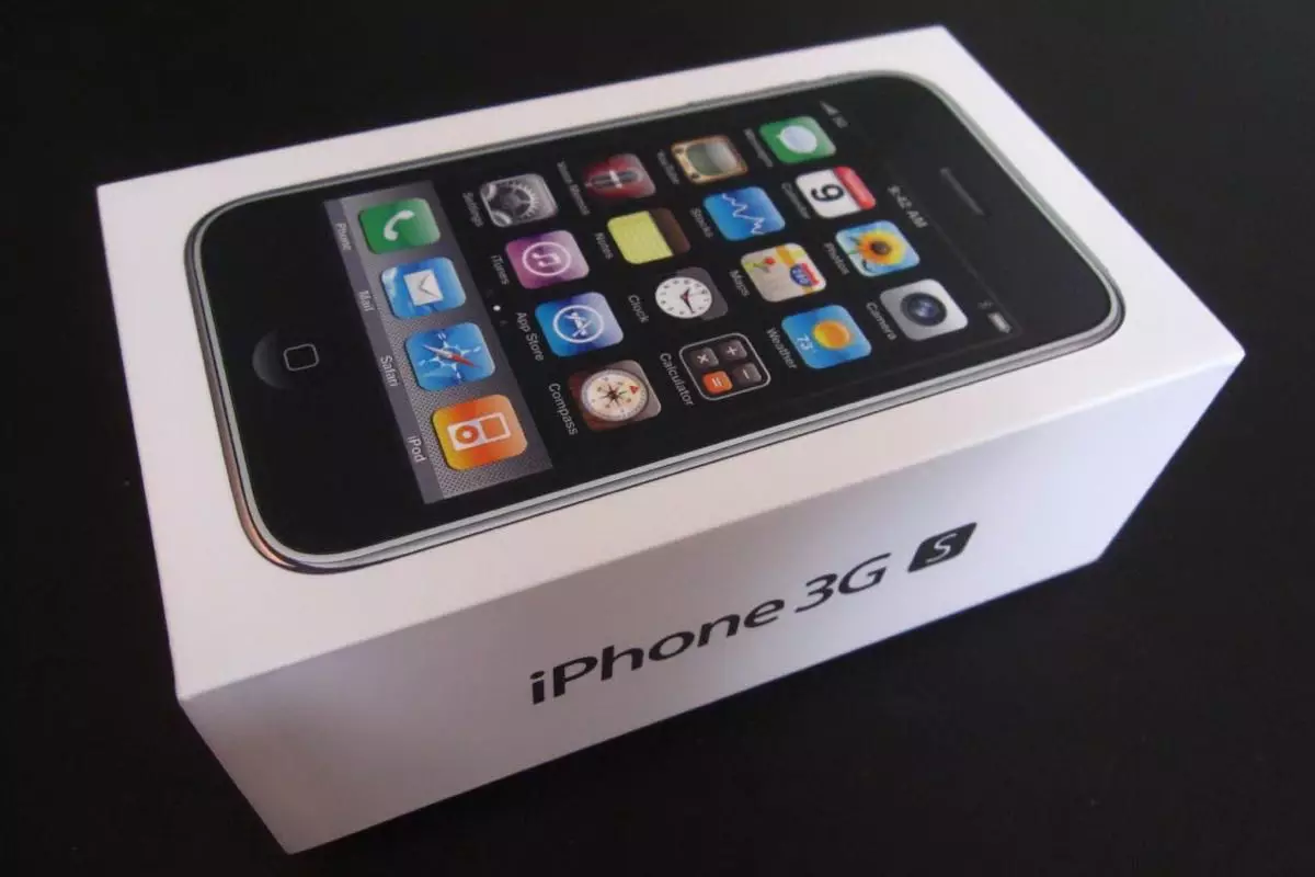 एप्पल आईफोन 3GS 4 जीएस 4