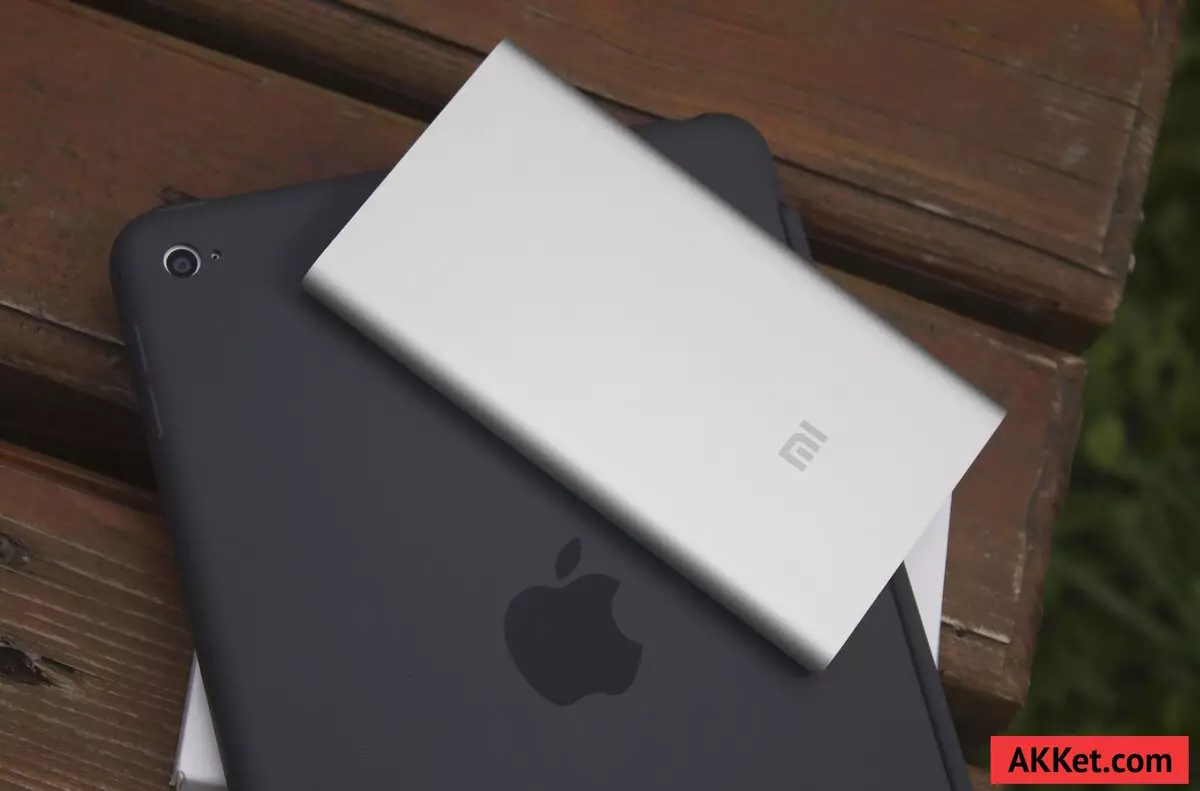 Xiaomi Mi Power Bank 5000 MAH Review iPhone 9