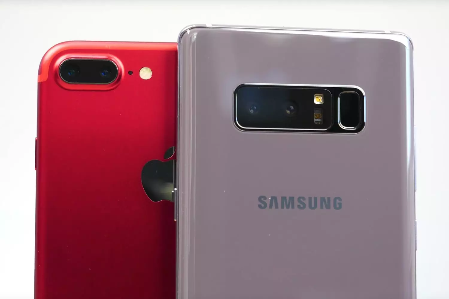 Ганьба: Samsung Galaxy Note 8 аказаўся нашмат павольней iPhone 7 Plus 4752_1