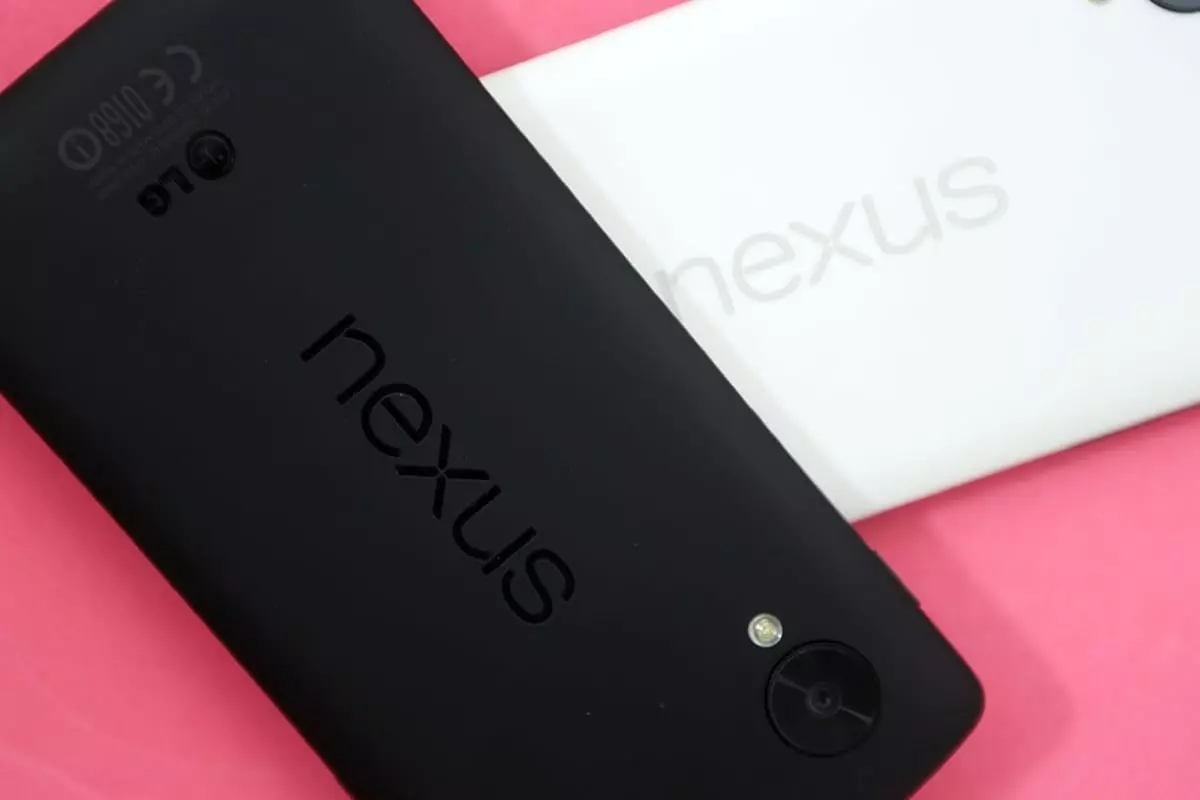 Faatau Nexus Google 5 o le tumau e mafai ai mo le $ 118 i le vaa saoloto