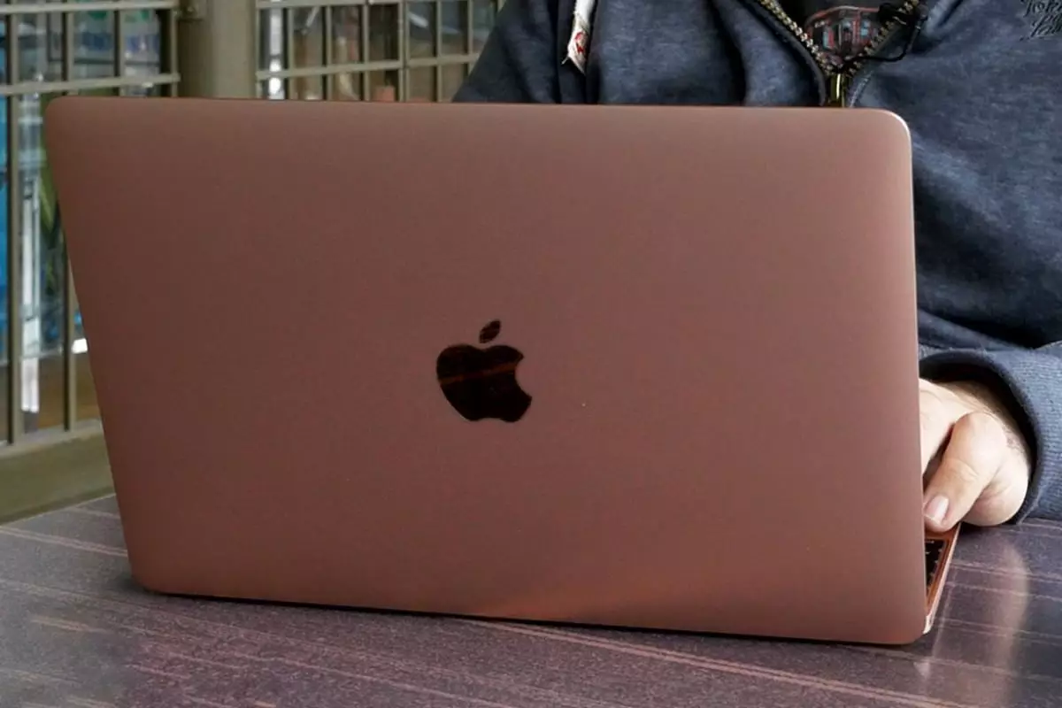 O le tupulaga fou o le macbook o le a mauaina le LTE module e galulue i Cellolar Networks