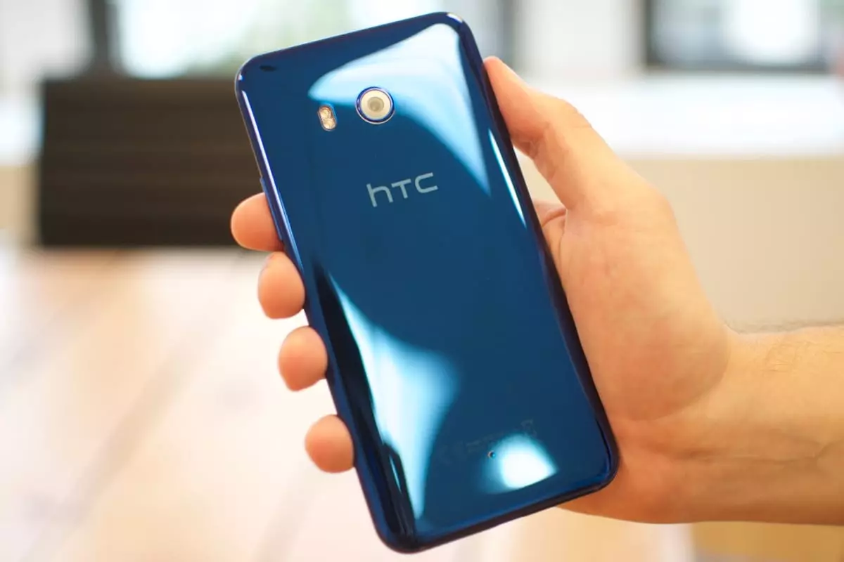 Examiner HTC U11 Plus, "Killer" iPhone X, a reçu une annonce de l'annonce