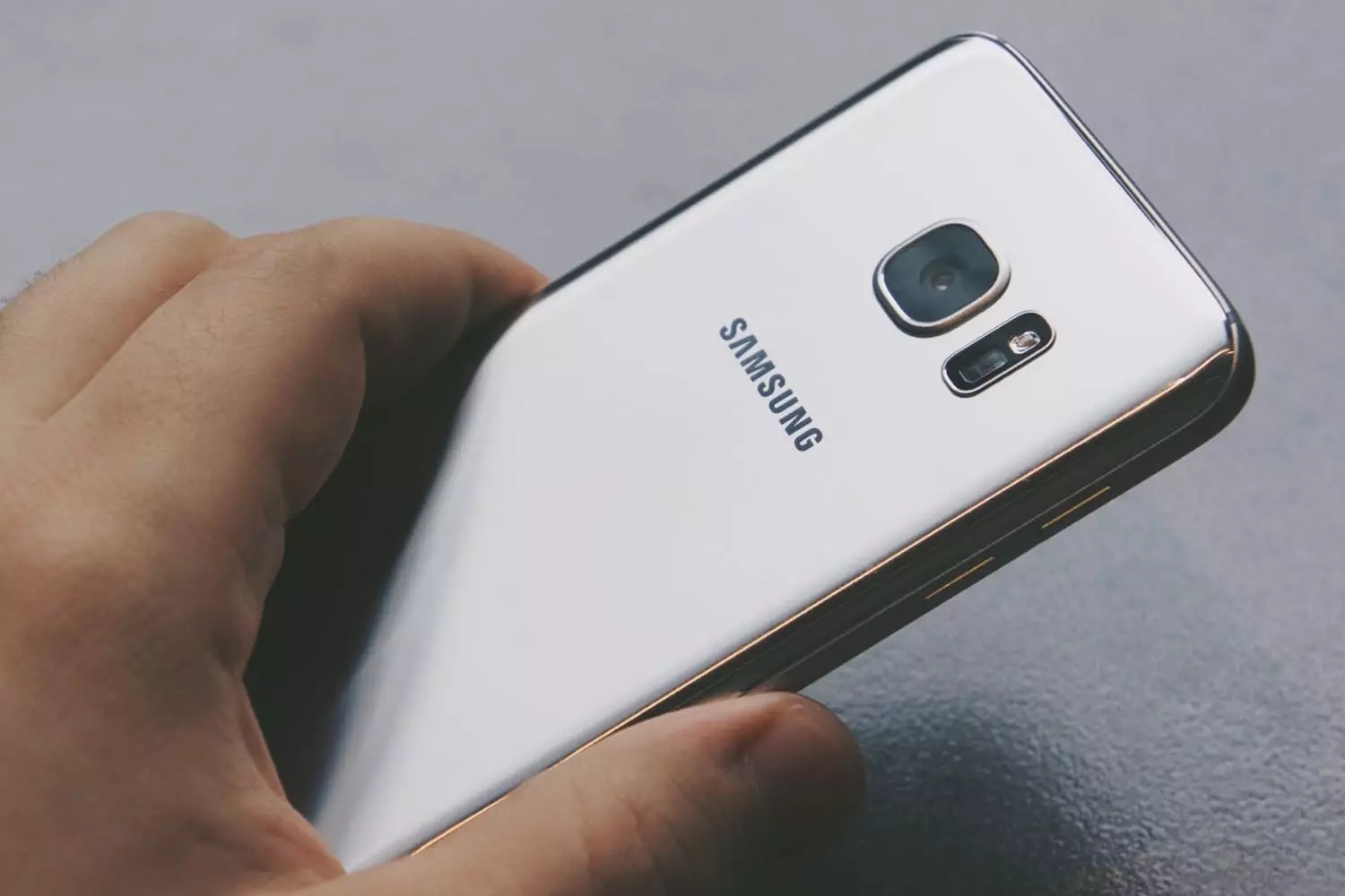 Samsung akan menambah tiga cara untuk melindungi maklumat di Galaxy S9, untuk kali pertama