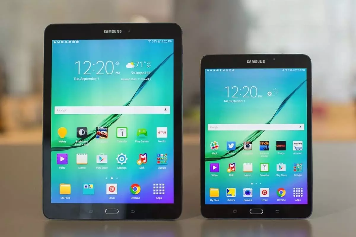 Изтегляне Android 7.0 Нуга за двама Samsung Galaxy Tab S2 таблетки 4887_1